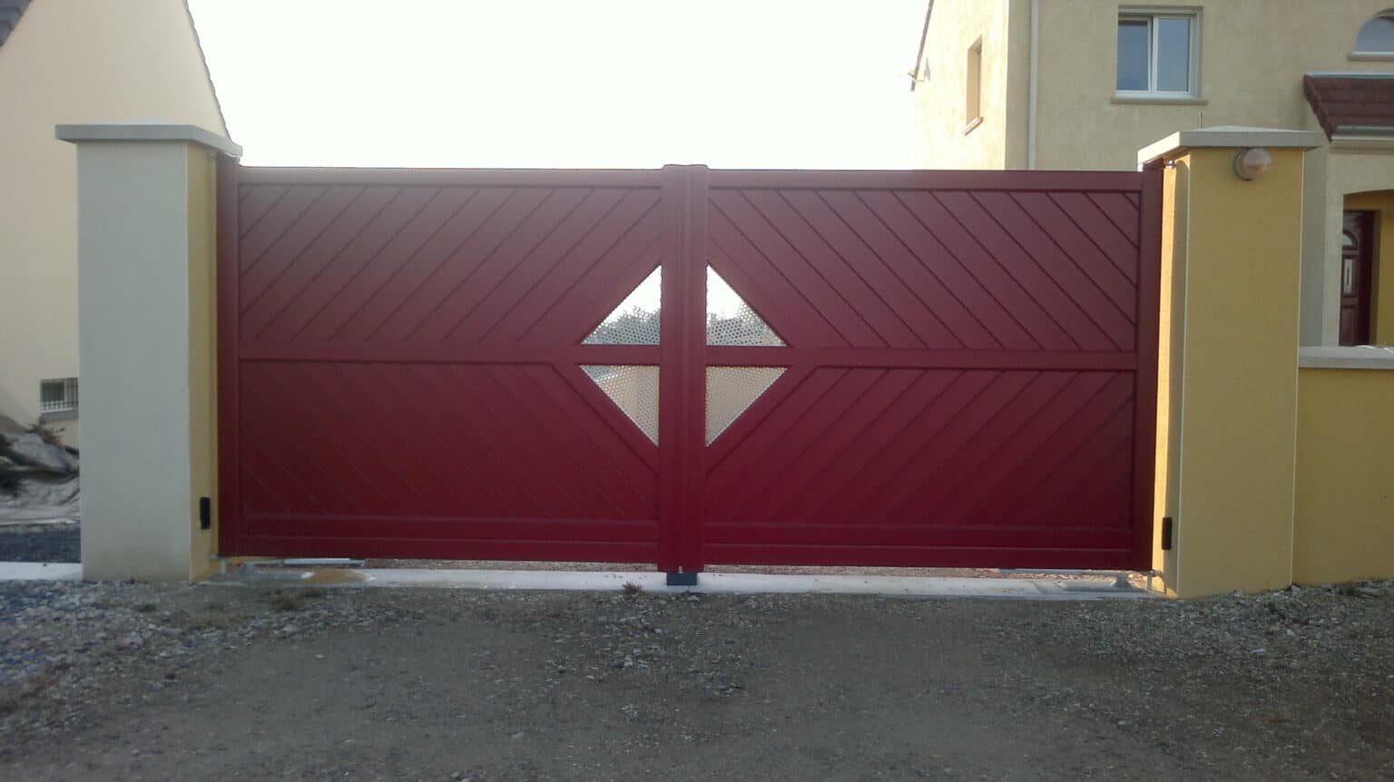 Quels sont les différents types d’ouvertures de portail ? | Charuel